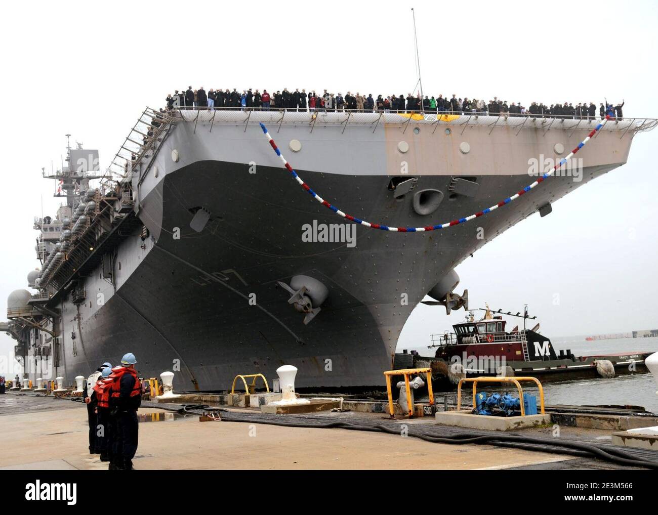 Manning rails hi-res stock photography and images - Alamy