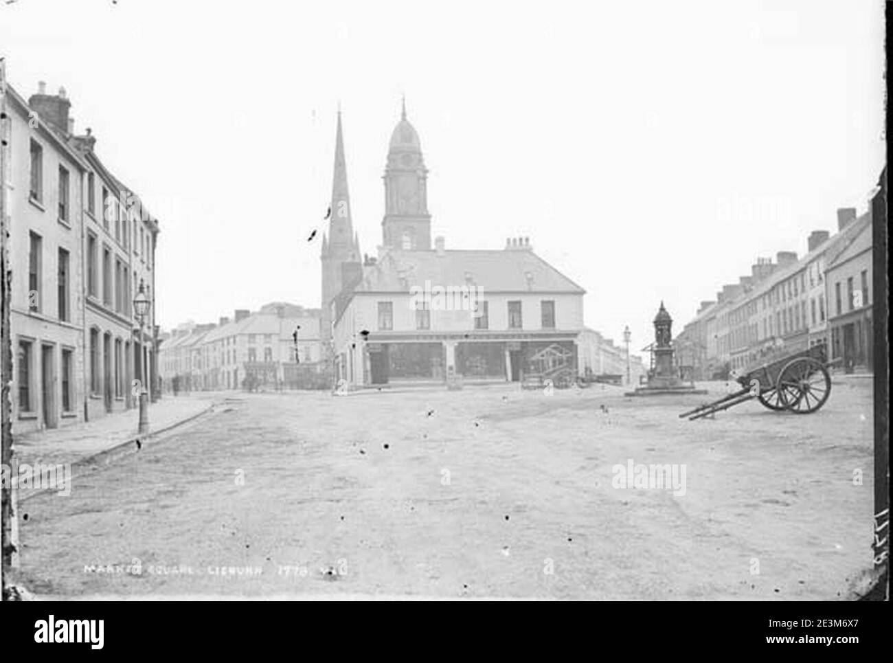 Lisburn square hi-res stock photography and images - Alamy
