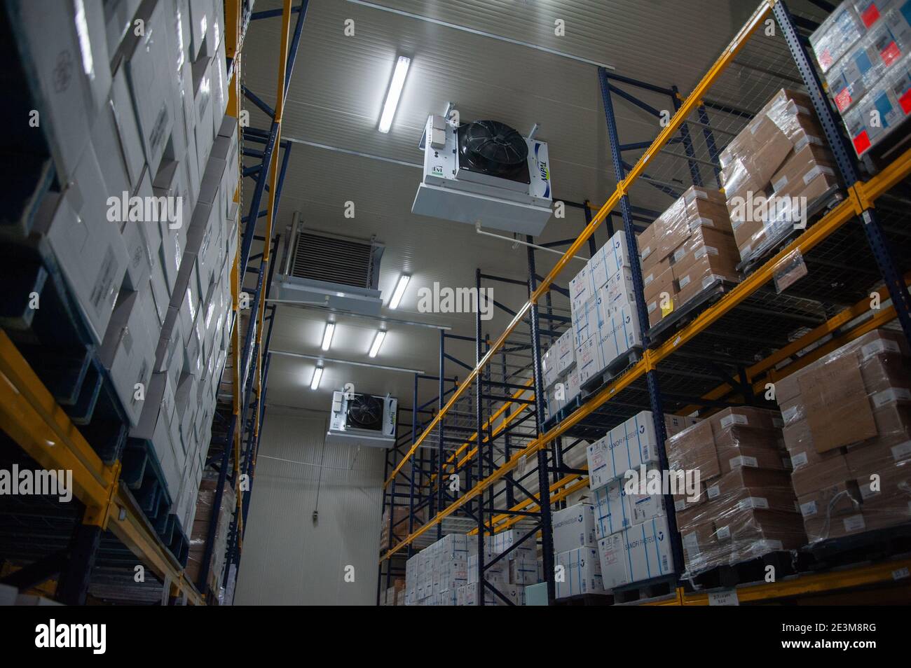 Supercold freezer hi-res stock photography and images - Alamy