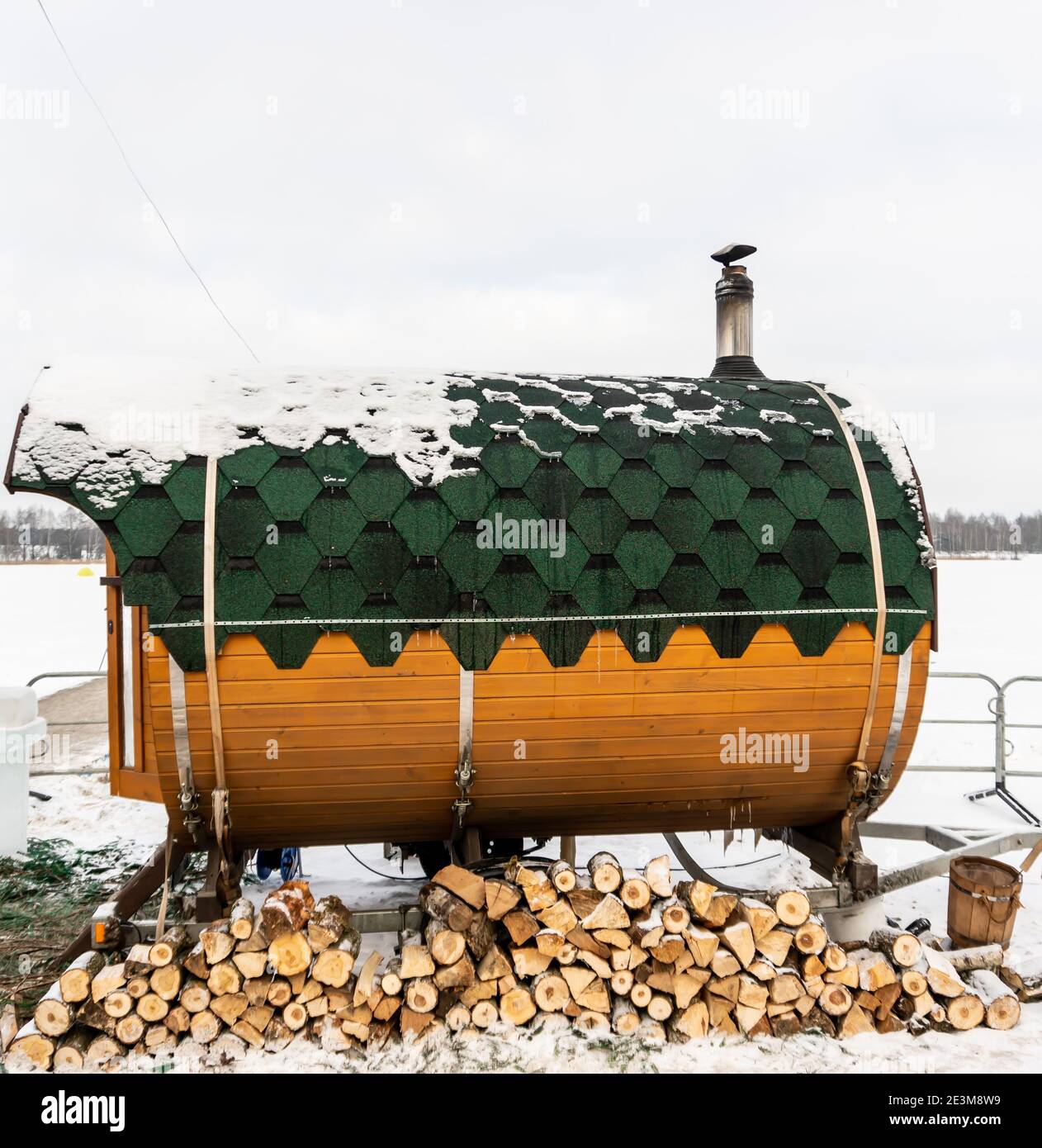Barrel sauna hi-res stock photography and images - Alamy