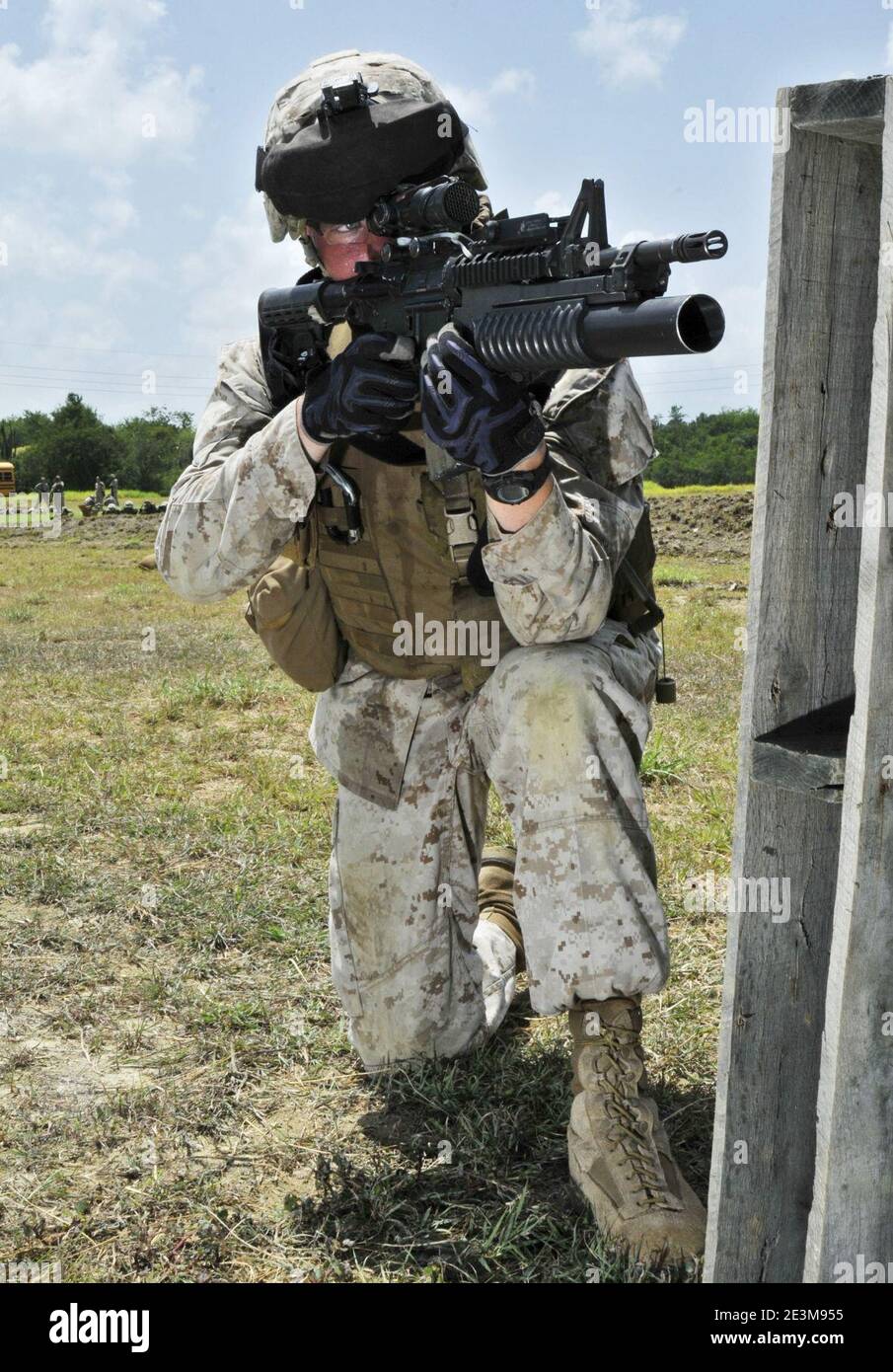 Marine Corps Security Forces gun range 110726 Stock Photo - Alamy