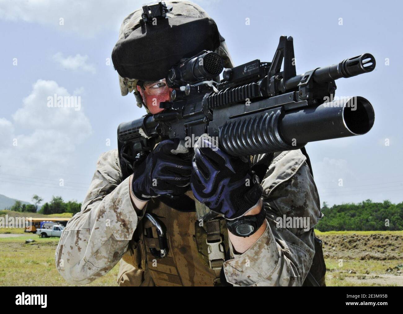 Marine Corps Security Forces gun range 110726 Stock Photo - Alamy