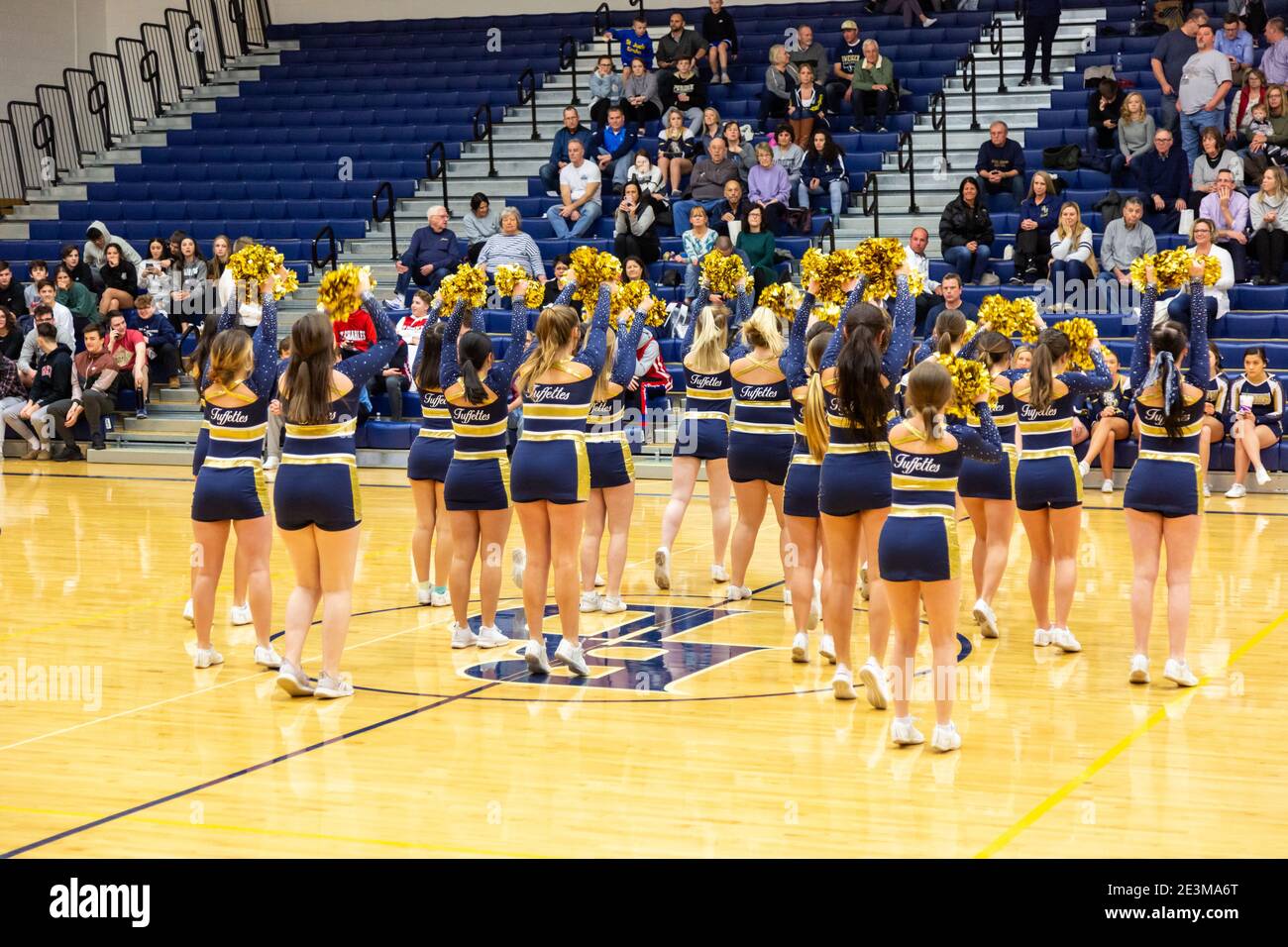 High school dance squad hi-res stock photography and images - Alamy