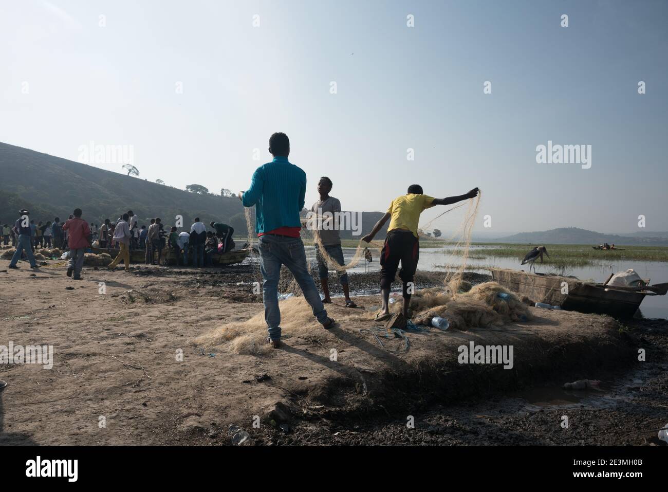 Untangling nets hi-res stock photography and images - Alamy