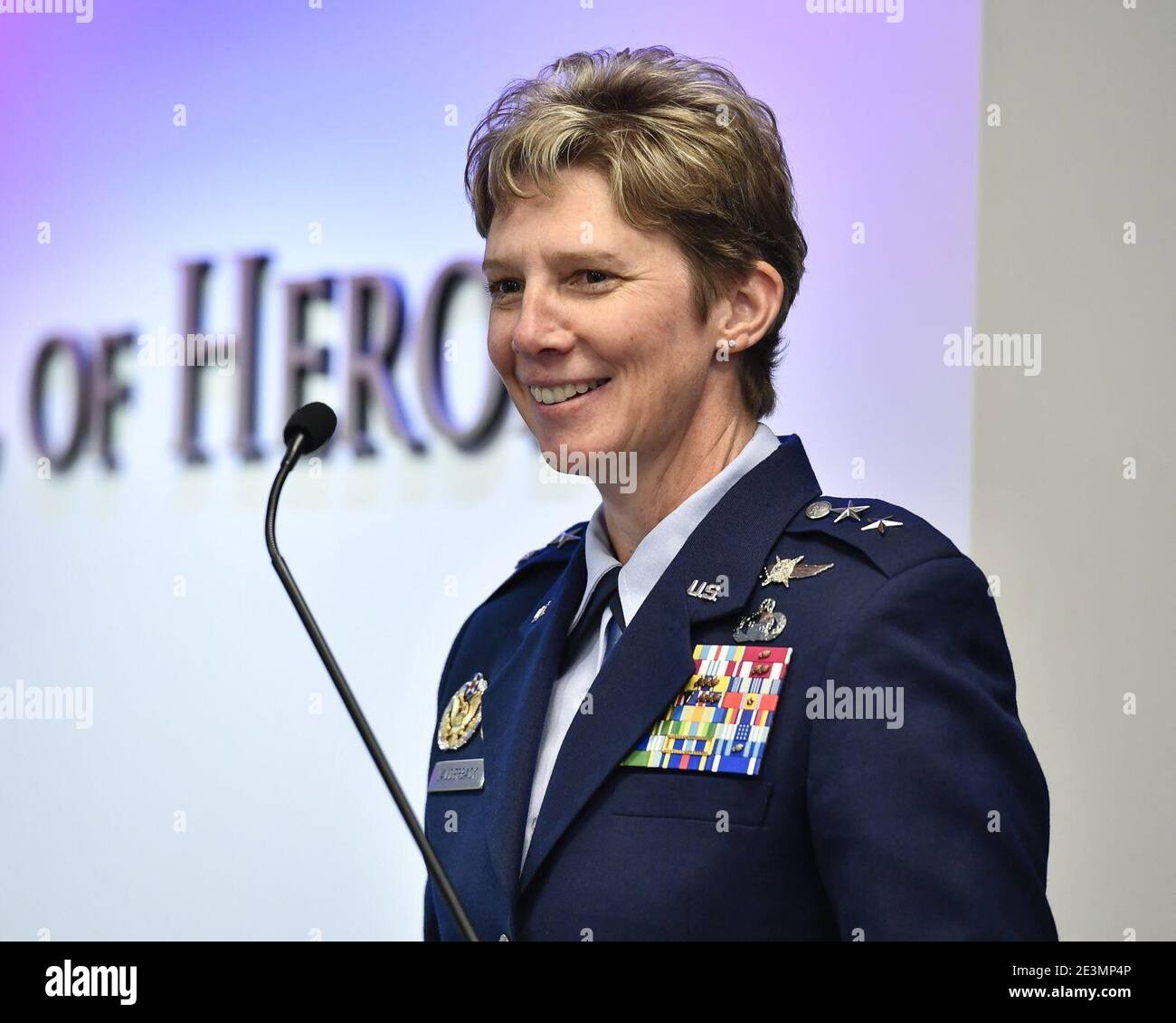 Maj. Gen. Leah Lauderback Promotion (7 Stock Photo - Alamy