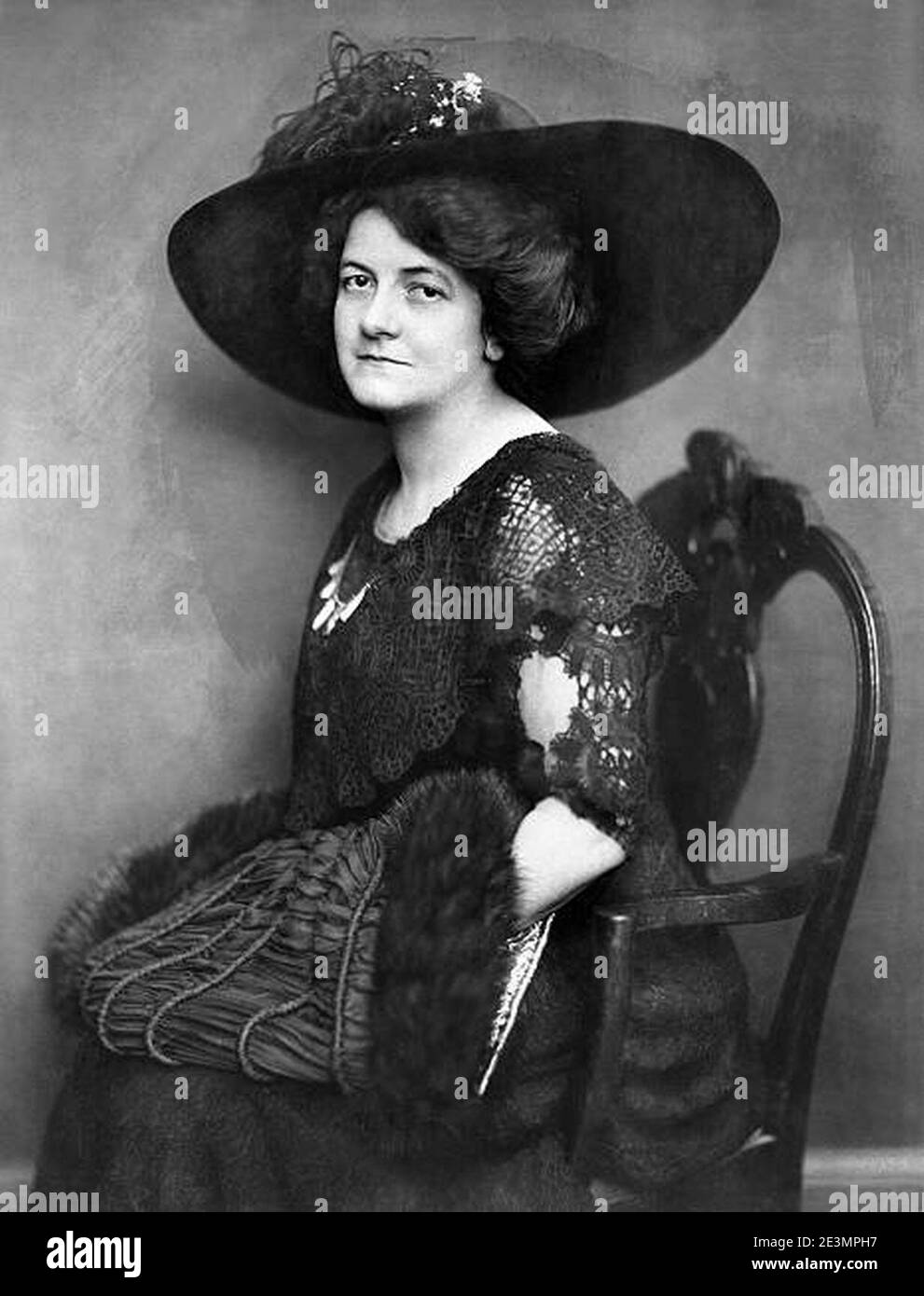 Marie Luise Becker by Becker & Maass, 1911 Stock Photo - Alamy
