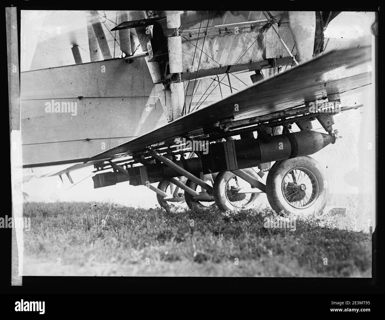 Martin bomber hi-res stock photography and images - Alamy