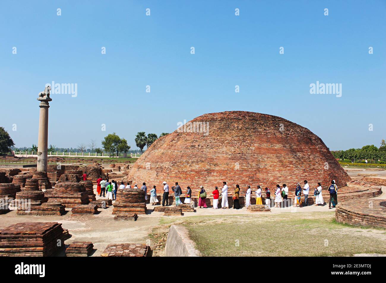 Ashokan pillar vaishali hi-res stock photography and images - Alamy