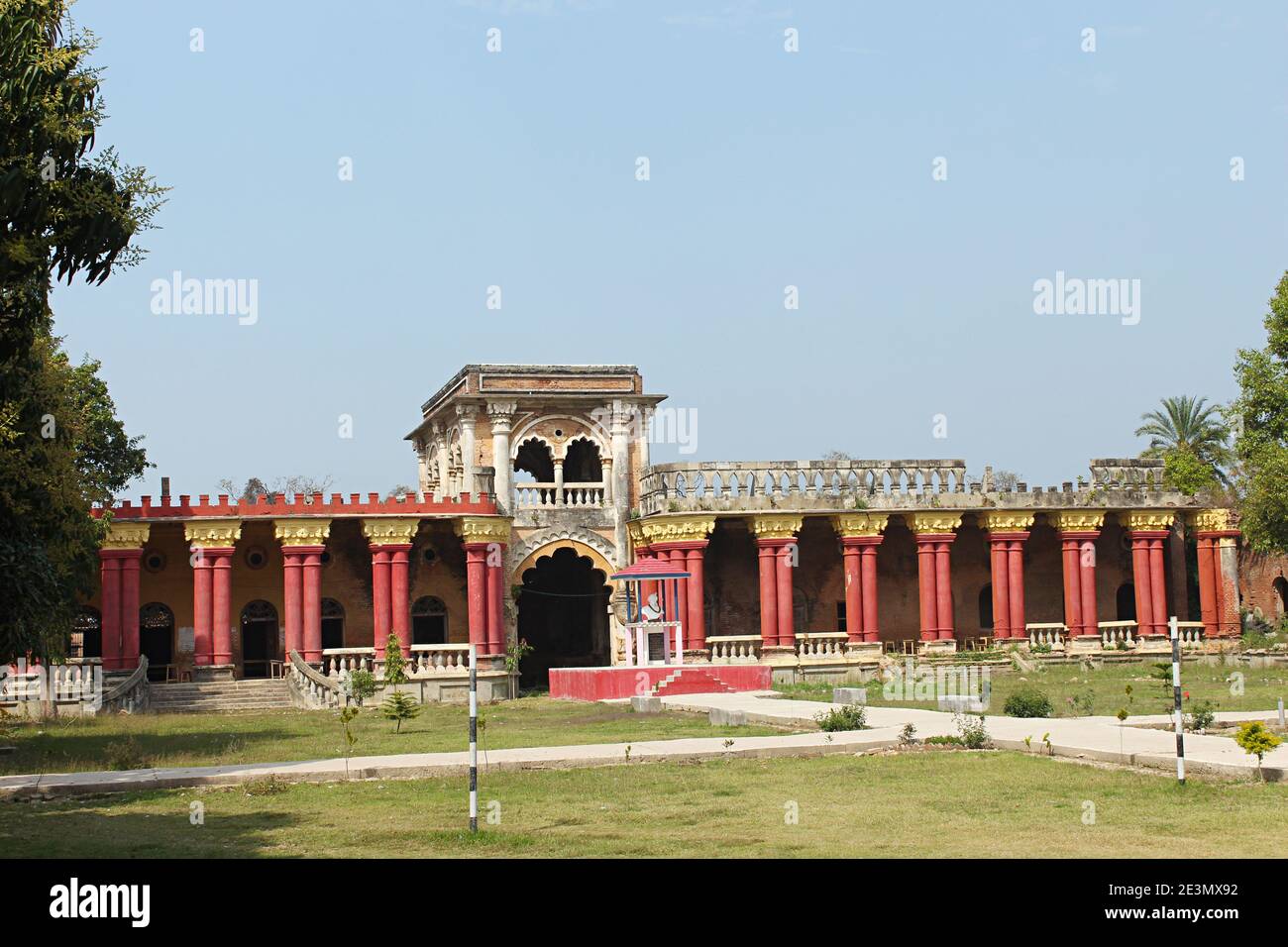 Navlakha palace hi-res stock photography and images - Alamy