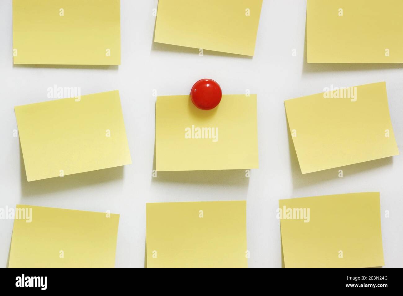 Whiteboard post it hi-res stock photography and images - Alamy