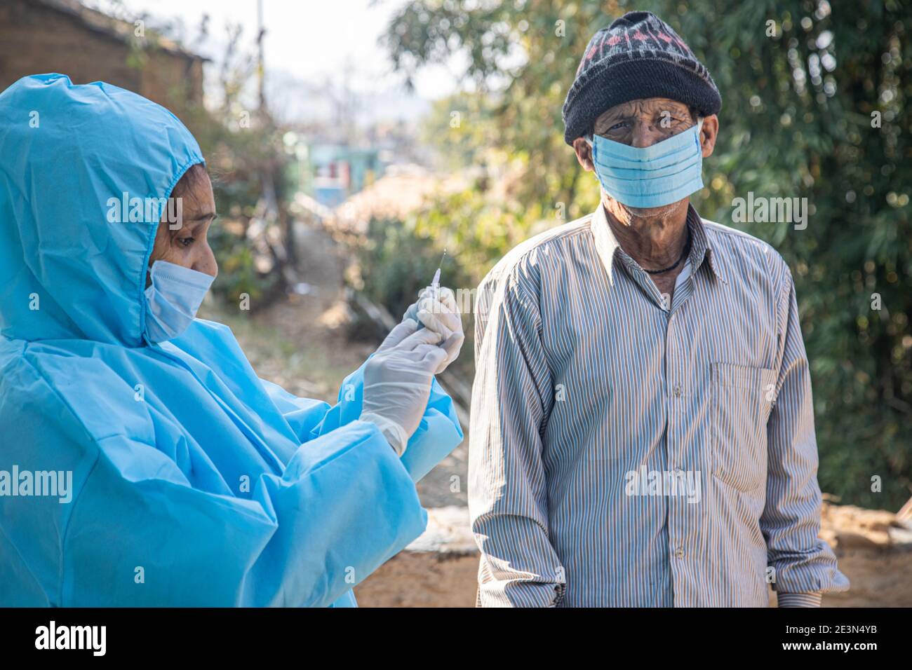 Indian doctor injection hi-res stock photography and images - Alamy