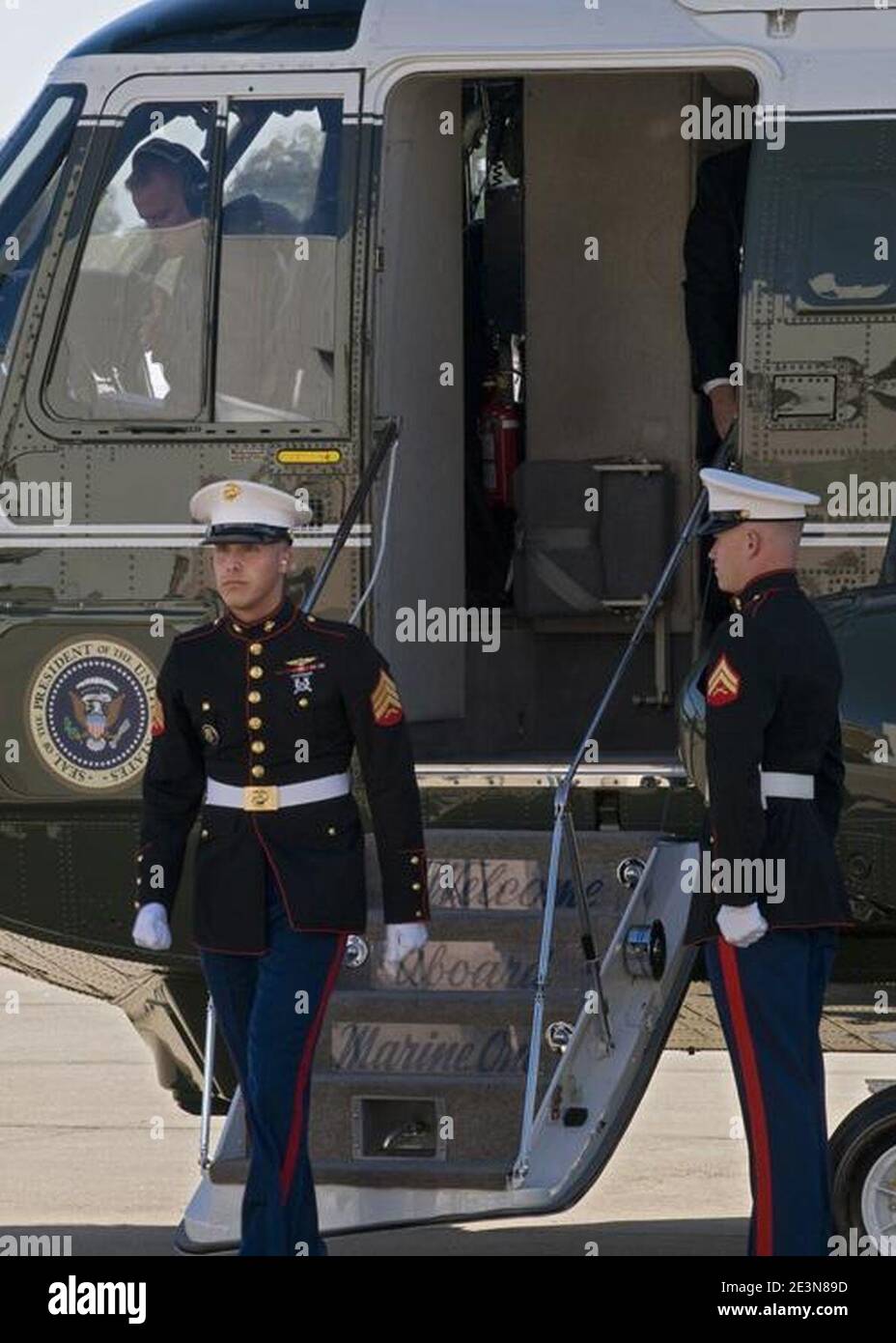 Marine One Bush visit to MMX-1 2 Stock Photo - Alamy