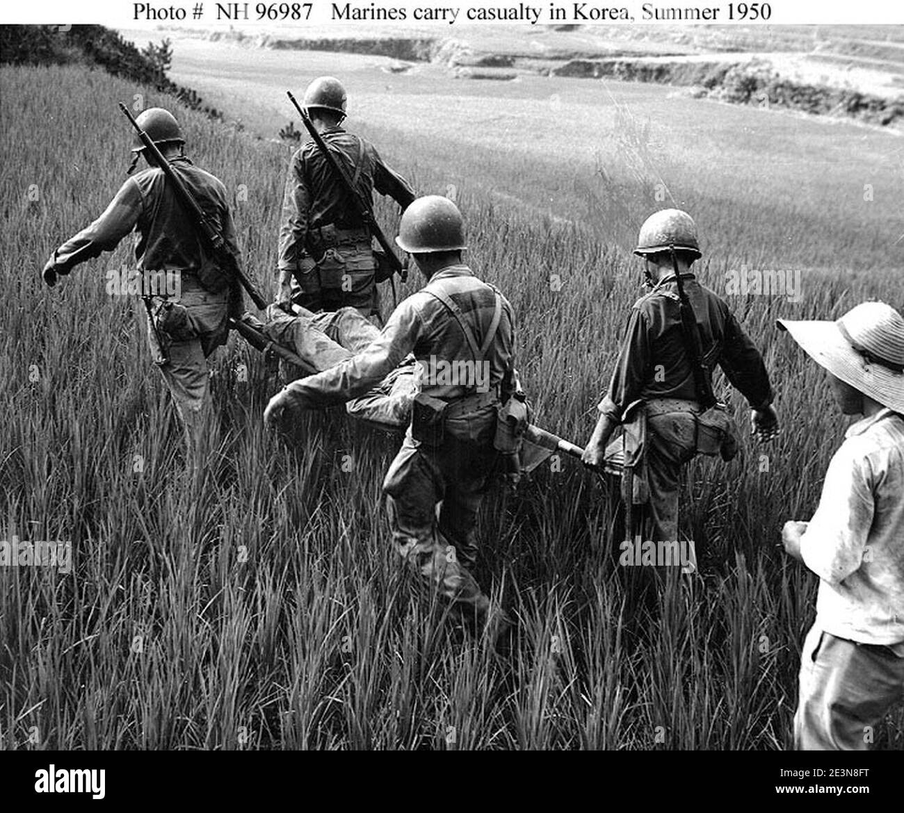 Pusan Black and White Stock Photos & Images - Alamy