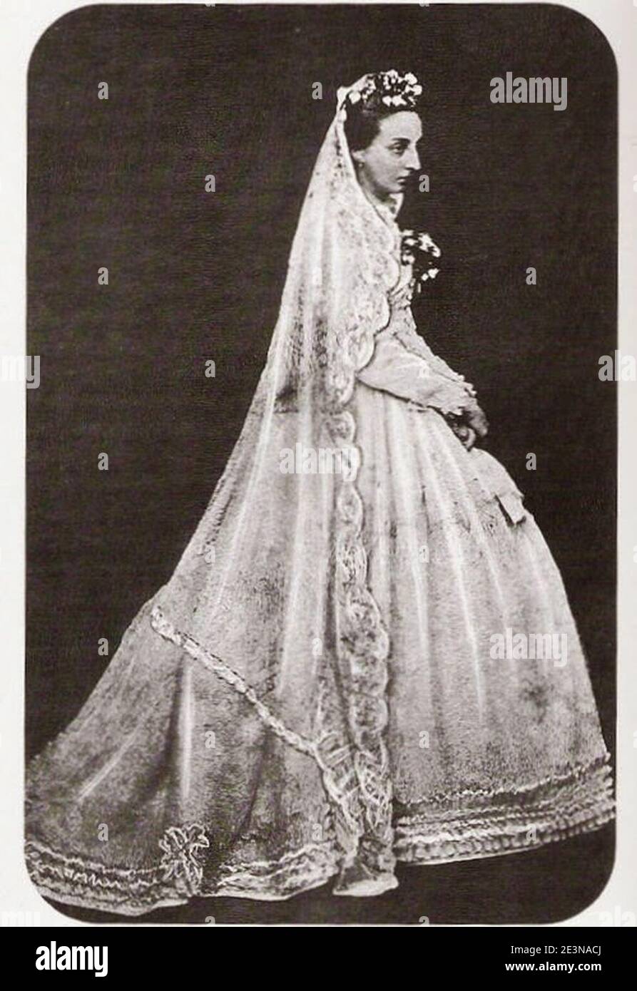 Marie Isabelle, Countess of Paris as a bride Stock Photo - Alamy