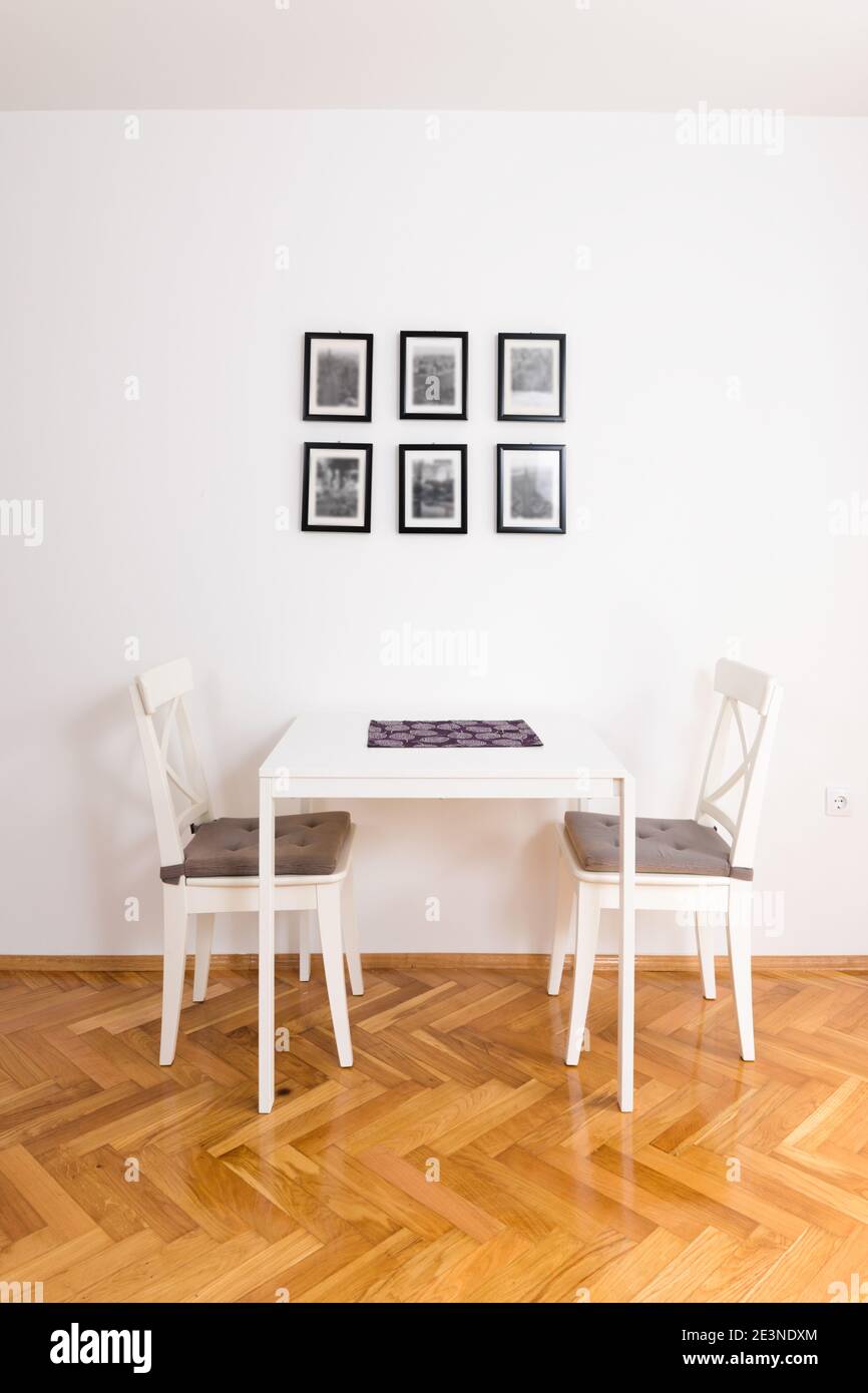 Modern lunch room hi-res stock photography and images - Alamy