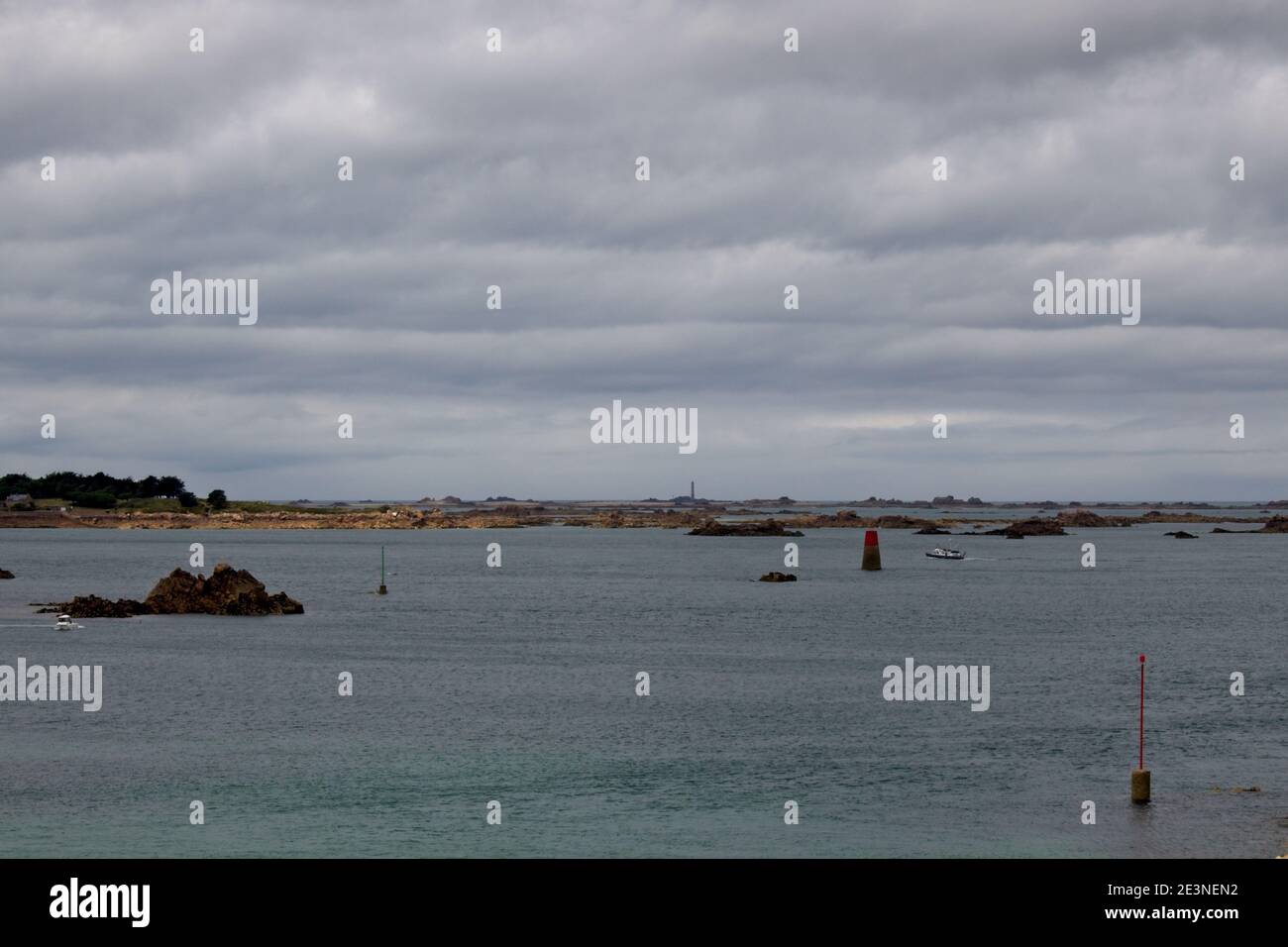 Wide view dramatic sea sunrise hi-res stock photography and images - Alamy
