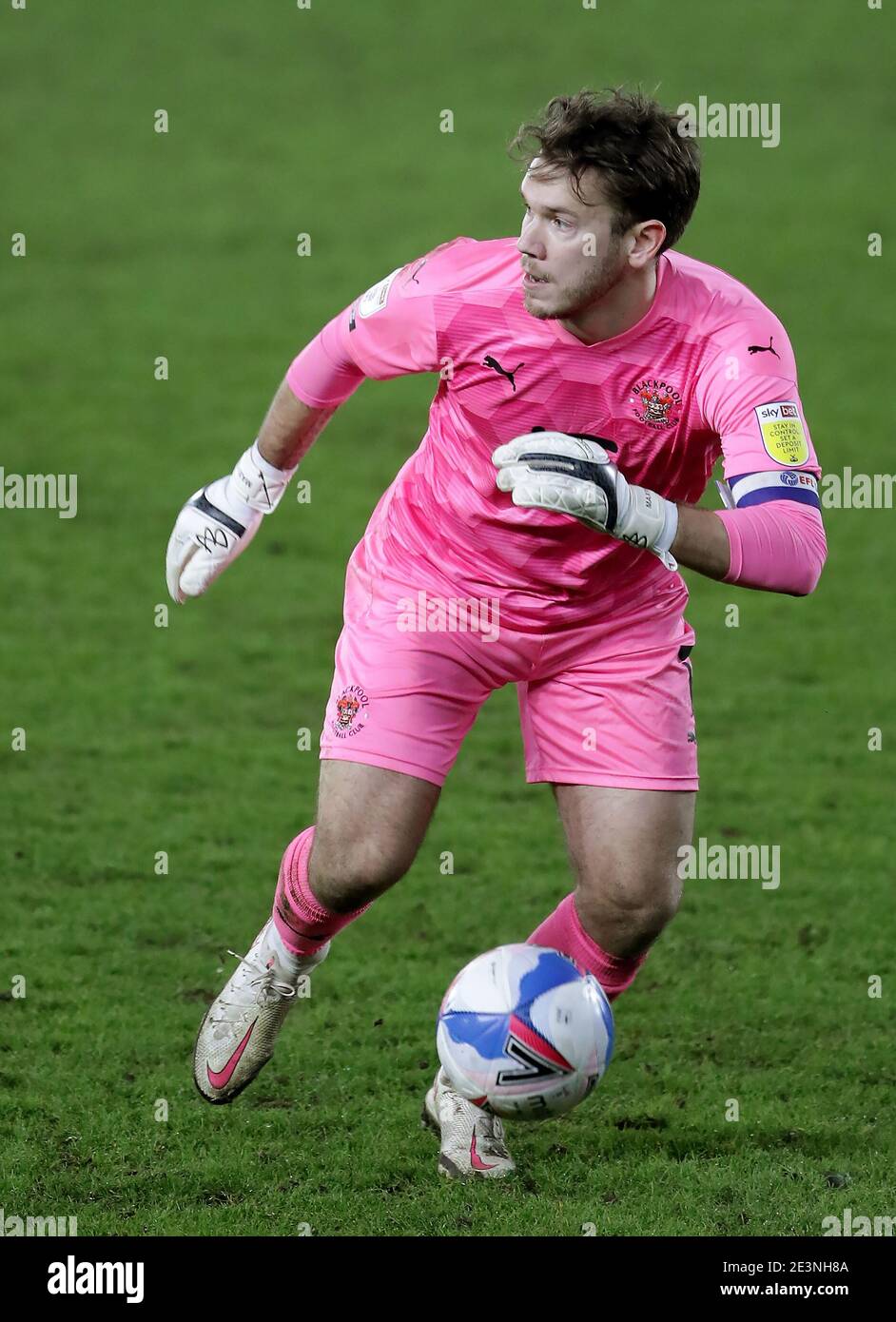 Blackpool goalkeeper chris maxwell hi-res stock photography and images ...