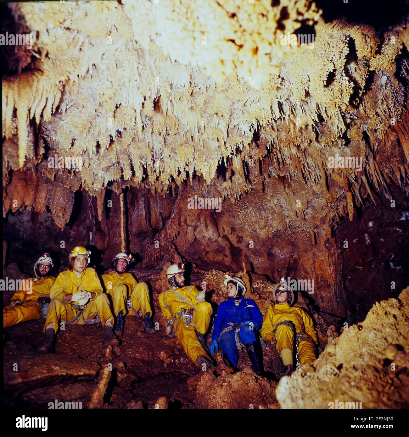 Cavers explore The Salamander Cave, Mejannes-le-Clap, Gard, France ...