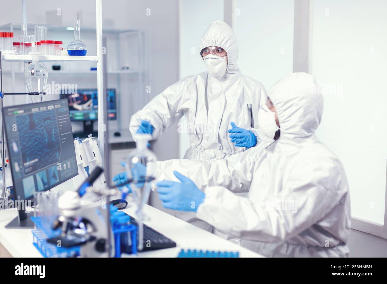 Excited scientists hi-res stock photography and images - Alamy