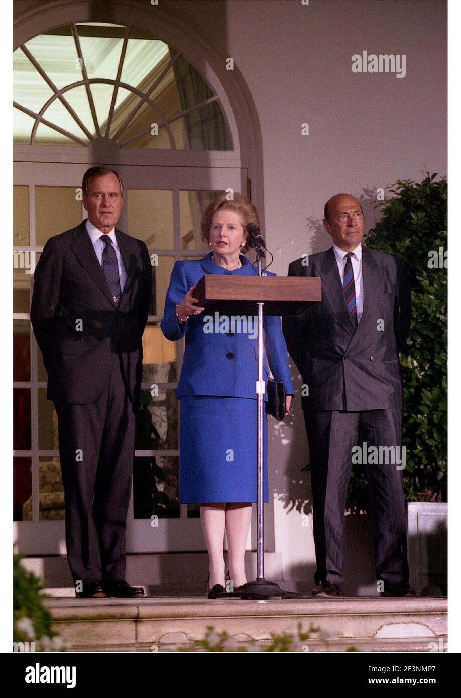 Margaret thatcher and george bush hi-res stock photography and images ...