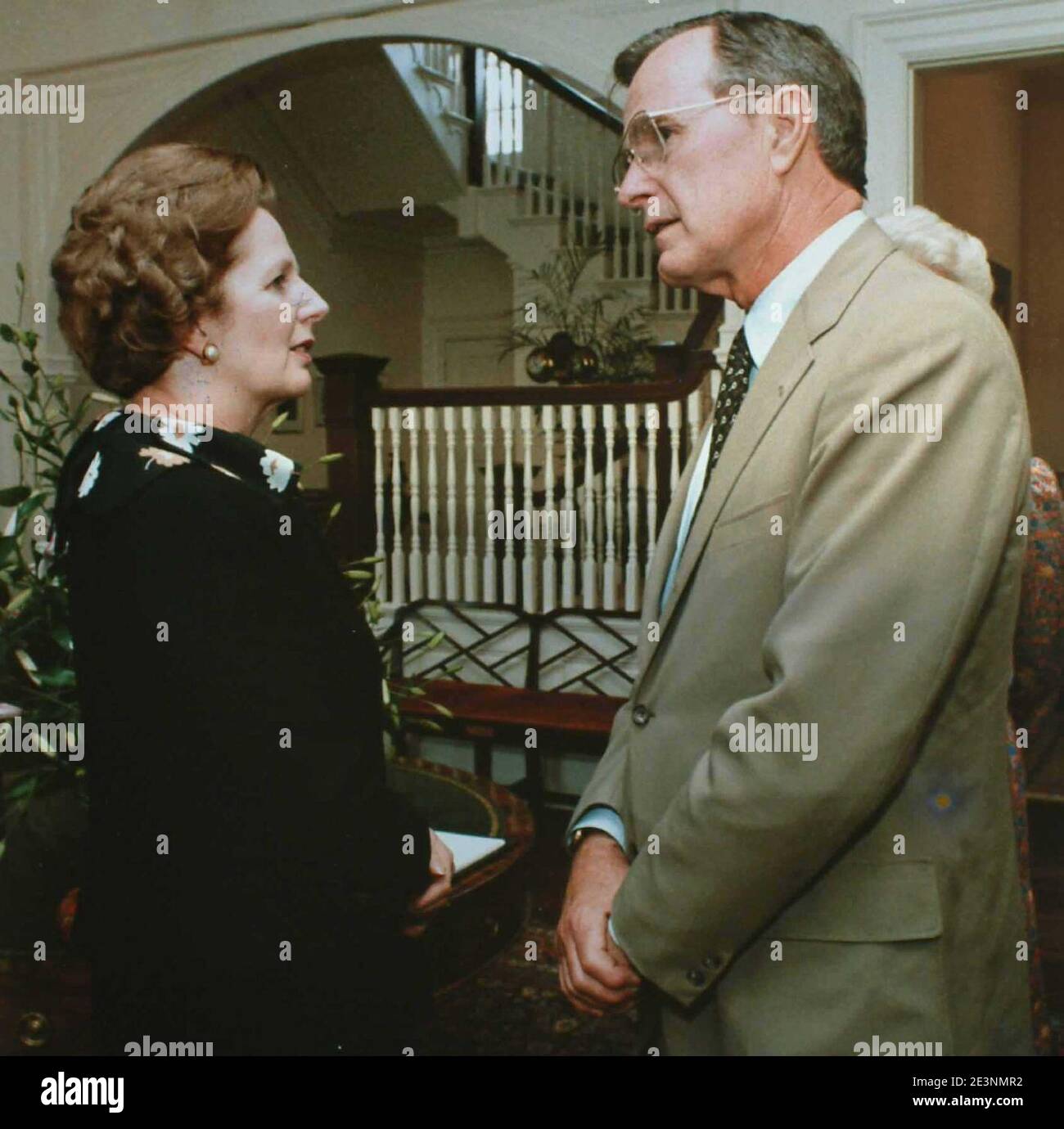 Margaret Thatcher with George H. W. Bush Stock Photo - Alamy