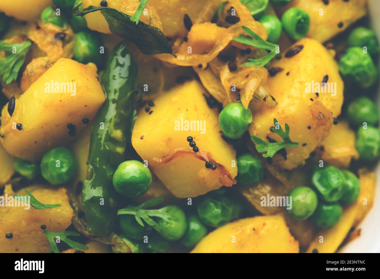 Aalu sabji hi-res stock photography and images - Alamy