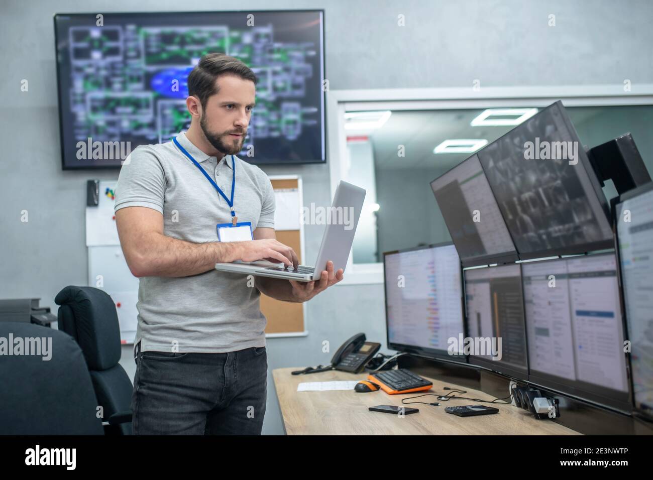 Moment monitor hi-res stock photography and images - Alamy