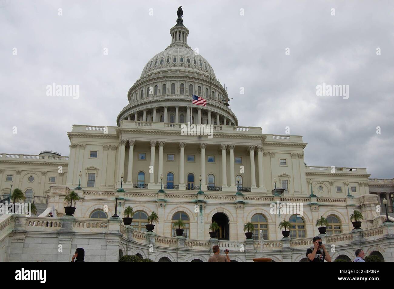 Us house of representatives pillars hi-res stock photography and images ...