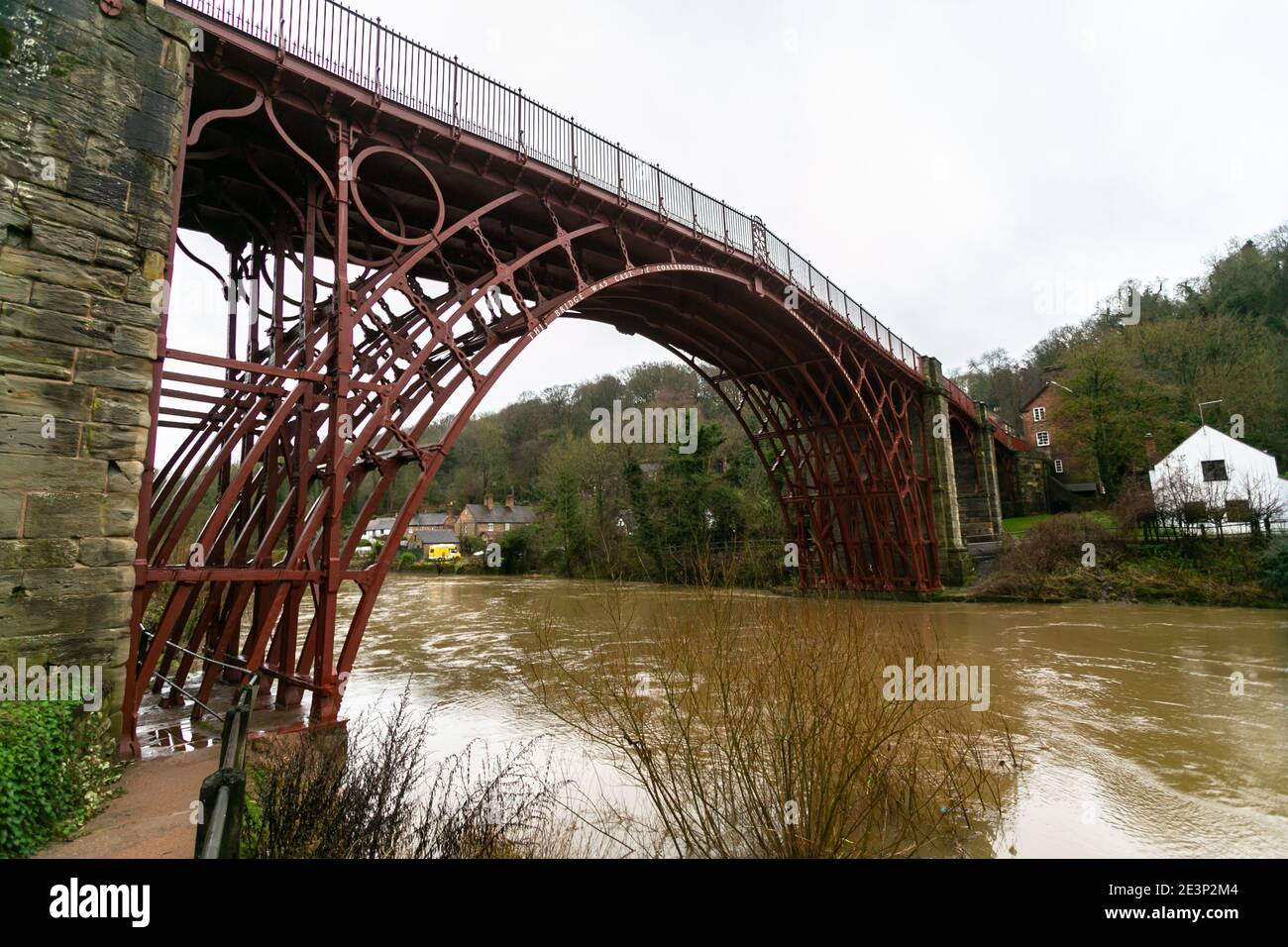 Flood uk village hi-res stock photography and images - Alamy