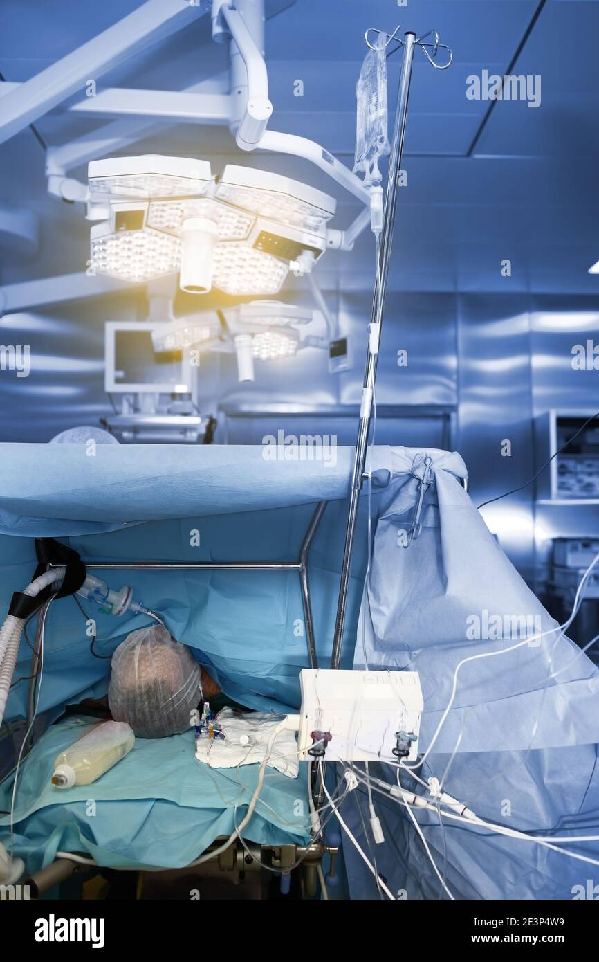 Operating Table High Resolution Stock Photography and Images - Alamy