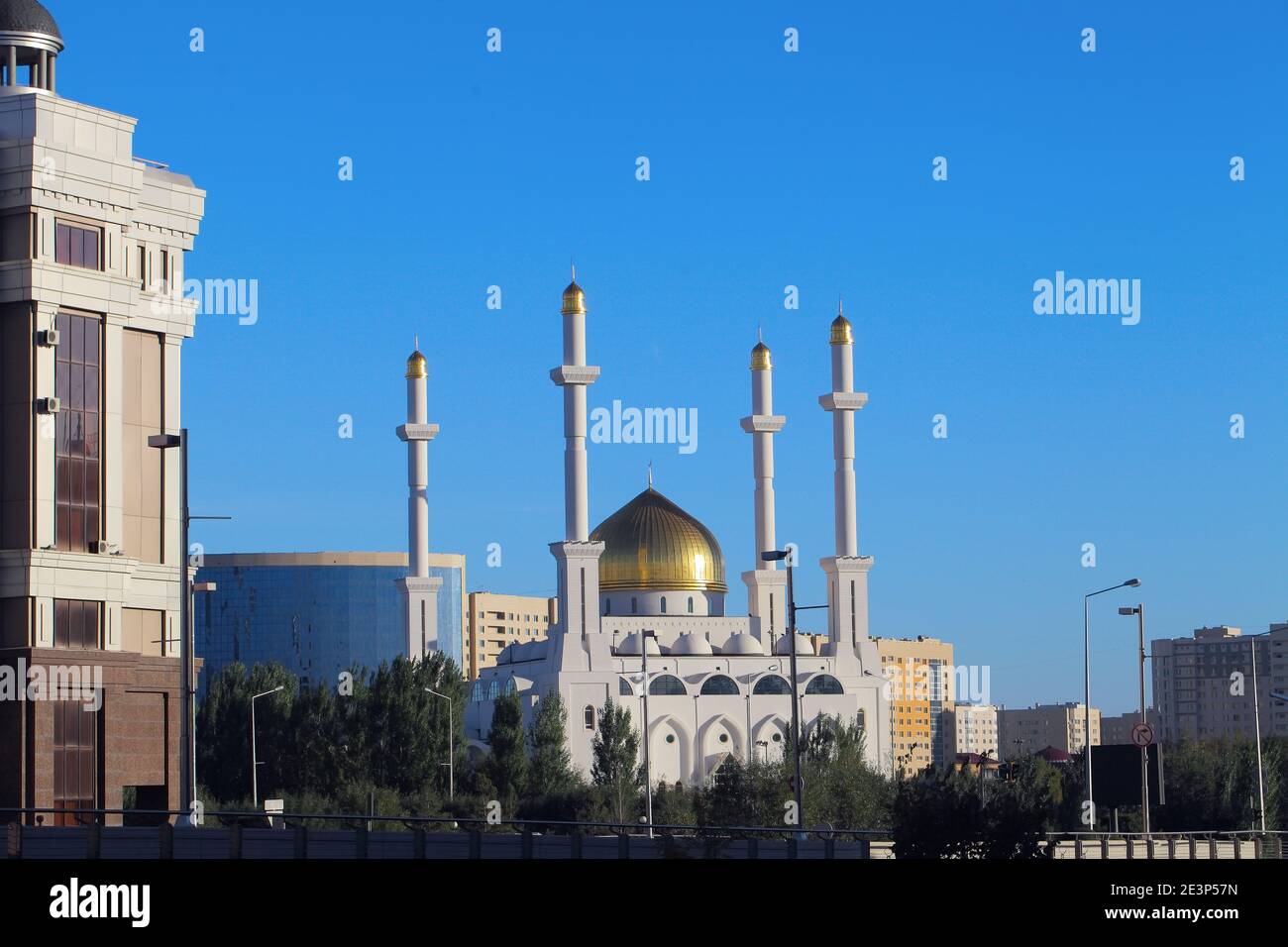 Central asia architecture hi-res stock photography and images - Alamy