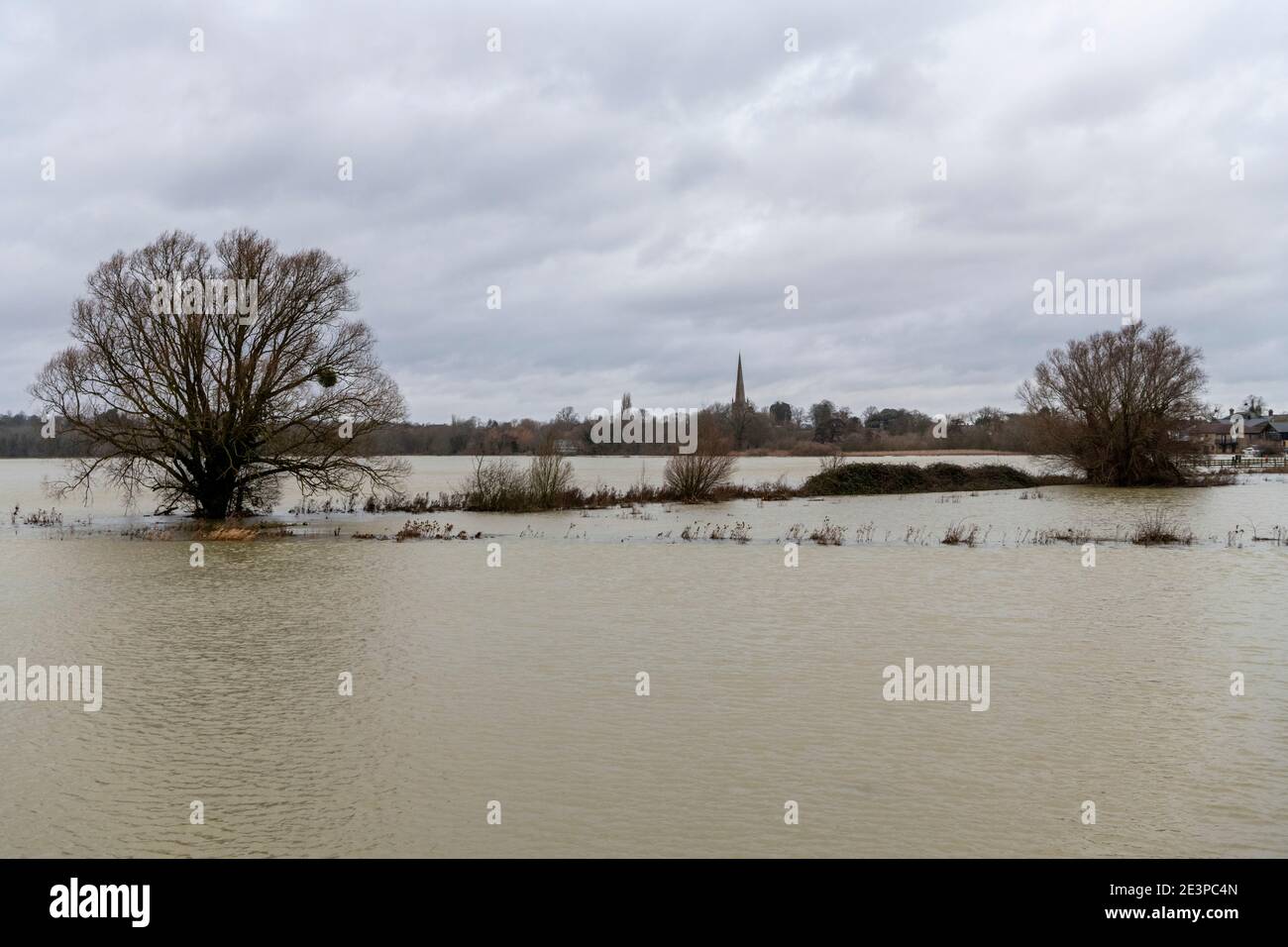 Flooding in st ives cambridgeshire hi-res stock photography and images ...