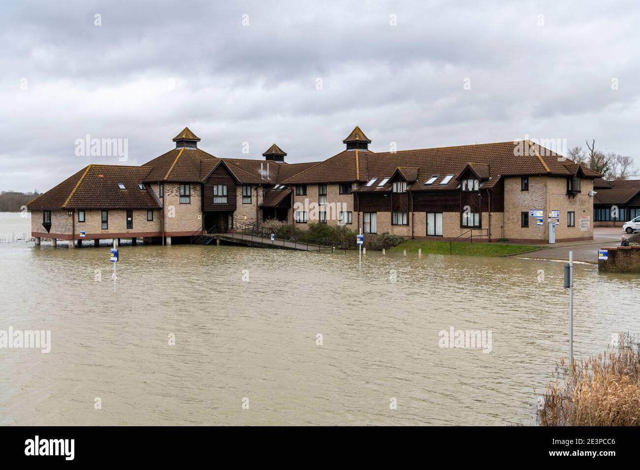 Flooding in st ives cambridgeshire hi-res stock photography and images ...