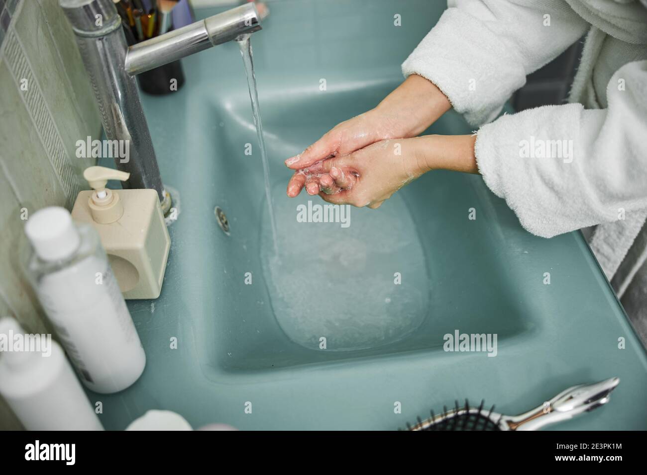Bath lady soap hi-res stock photography and images - Alamy