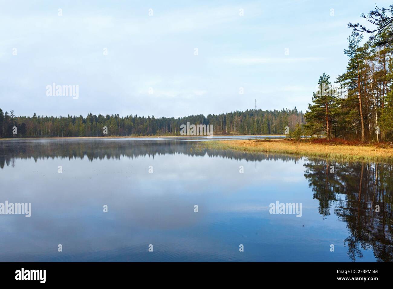 Flat calm lake surface hi-res stock photography and images - Alamy