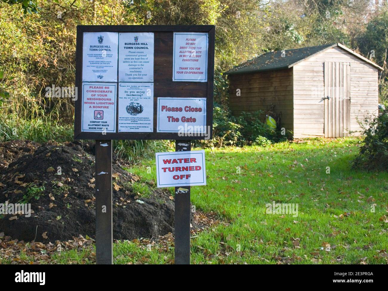 Allotment in burgess hill hi-res stock photography and images - Alamy