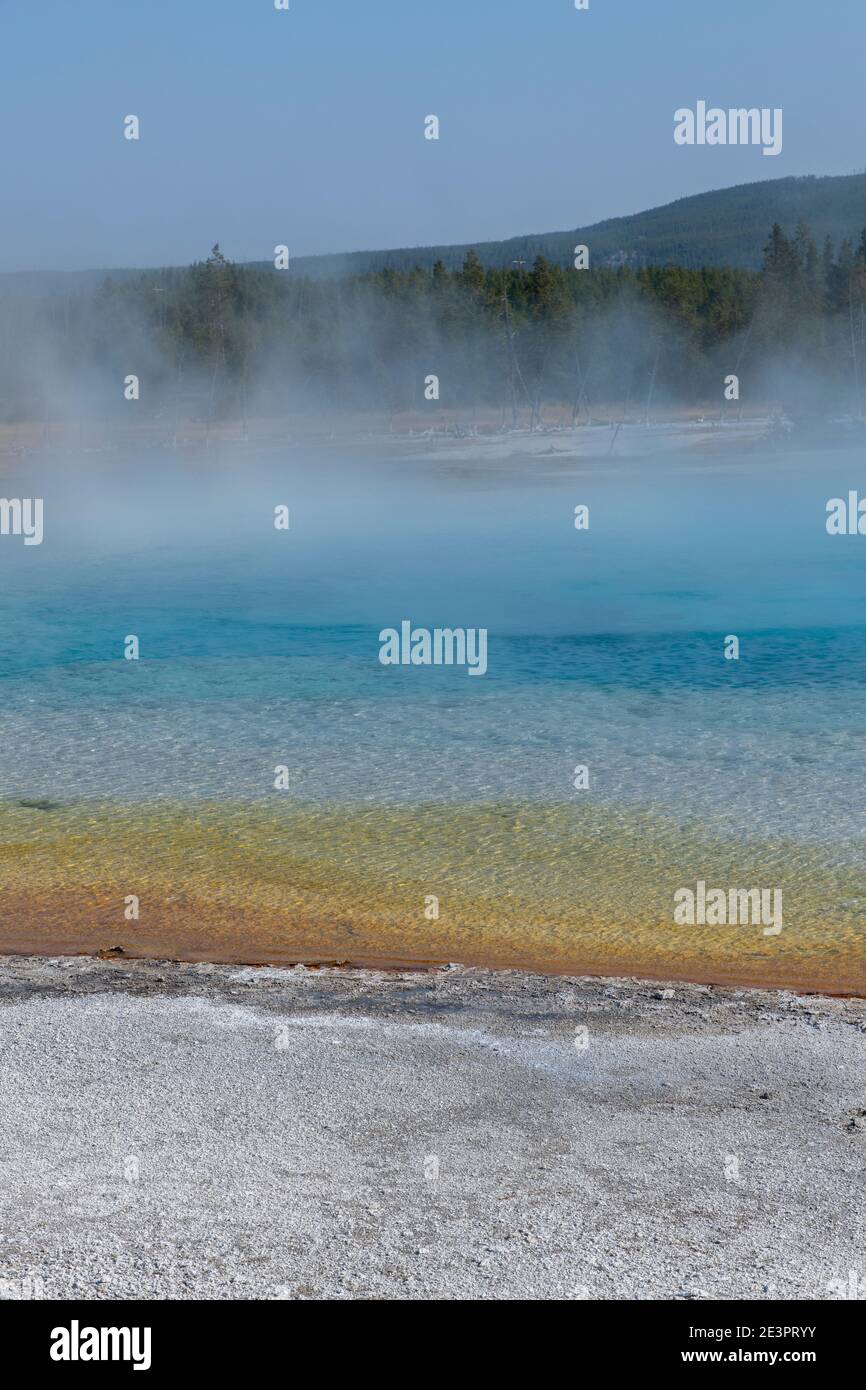 Rainbow pool black sand basin hi-res stock photography and images - Alamy
