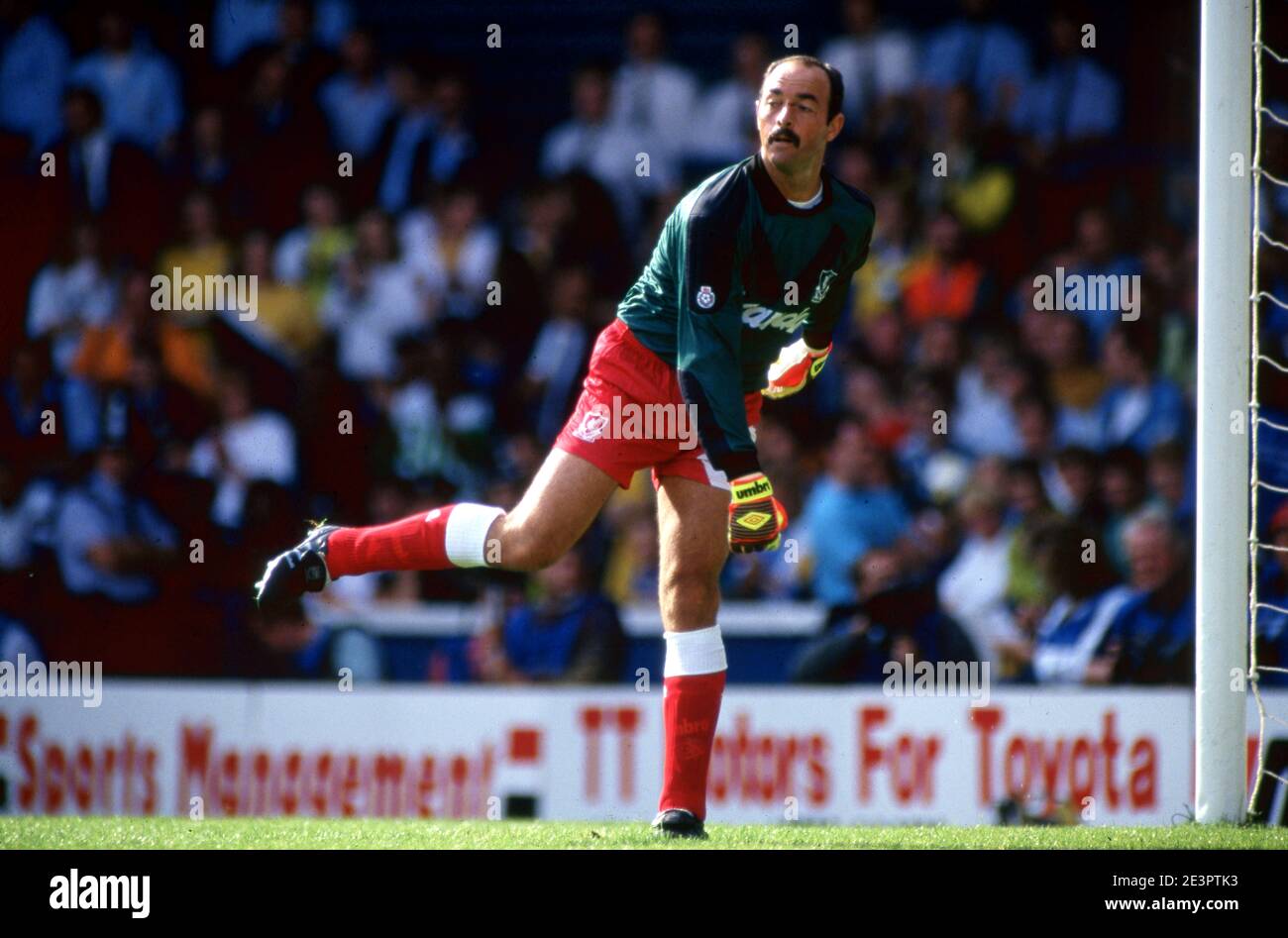 Bruce Grobbelaar of Liverpool FC 1991/92 Photo by Tony Henshaw Stock ...