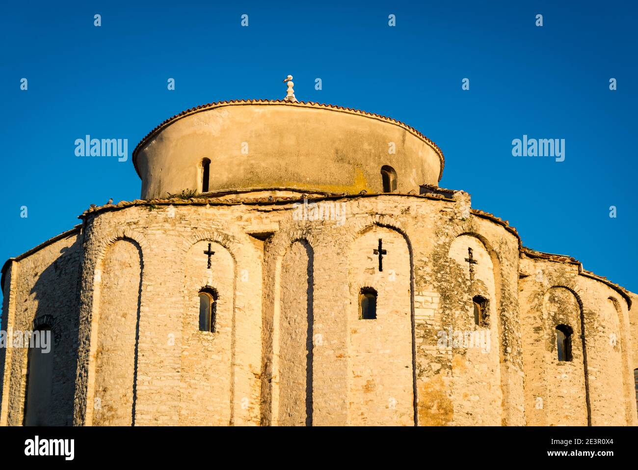 Pre romanesque period hi-res stock photography and images - Alamy