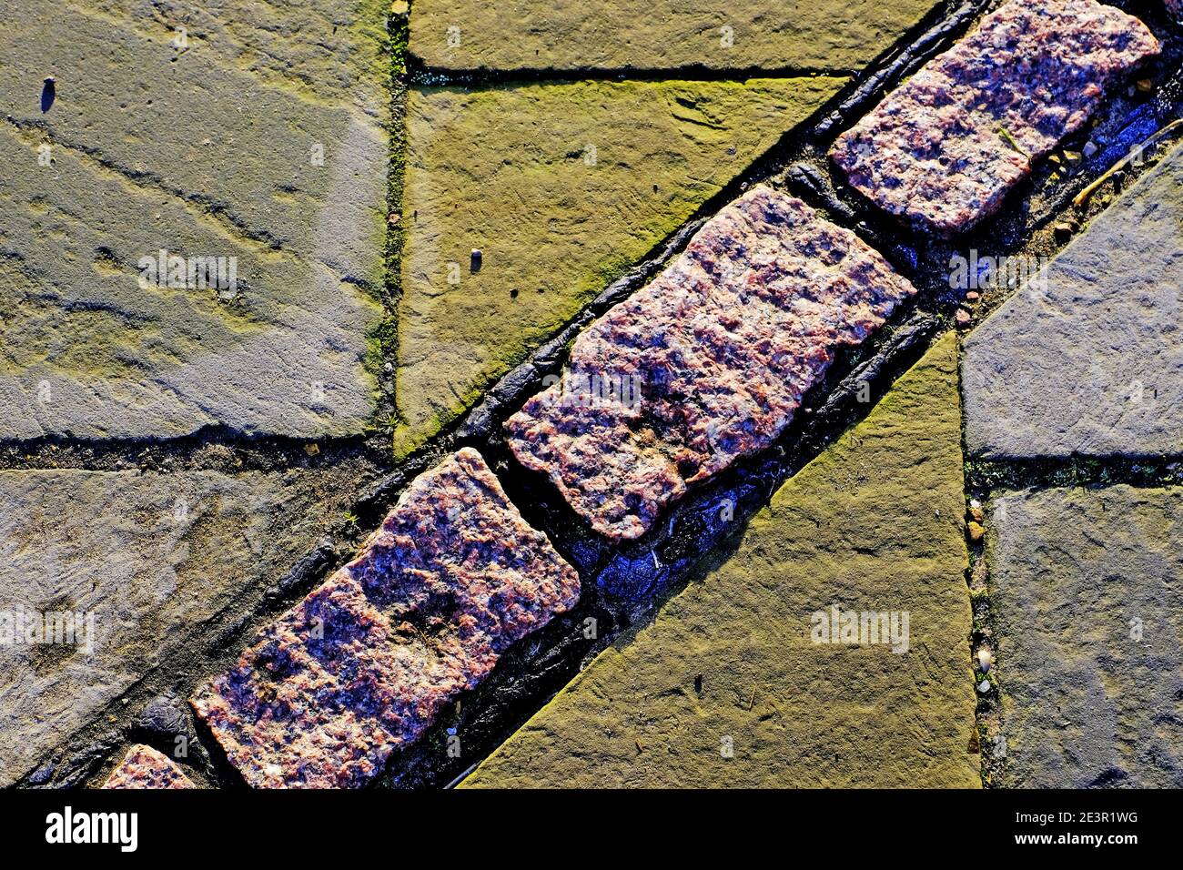 Diagonal paving design hi-res stock photography and images - Alamy