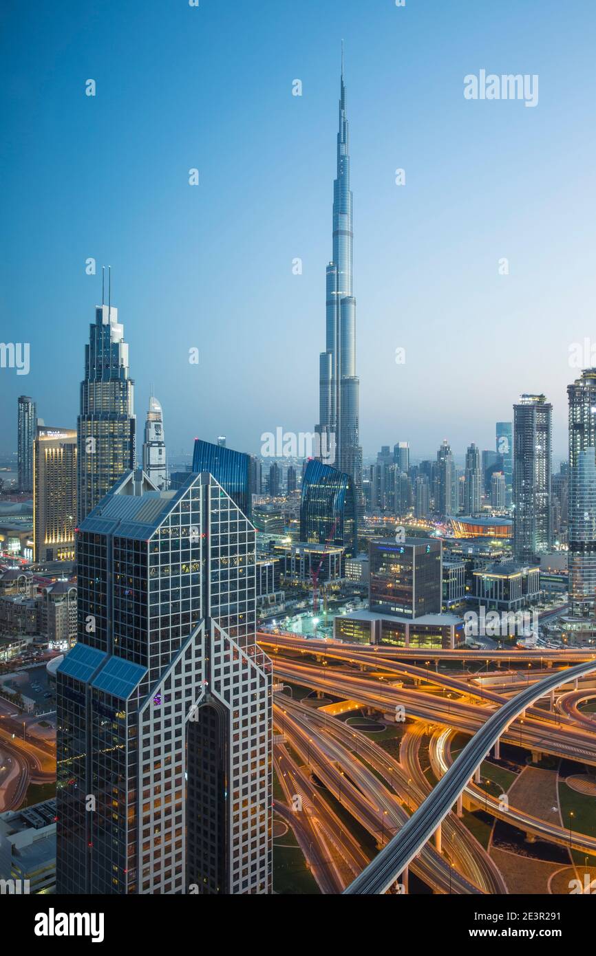 United Arab Emirates, Dubai, View towards Burj Khalifa Stock Photo - Alamy