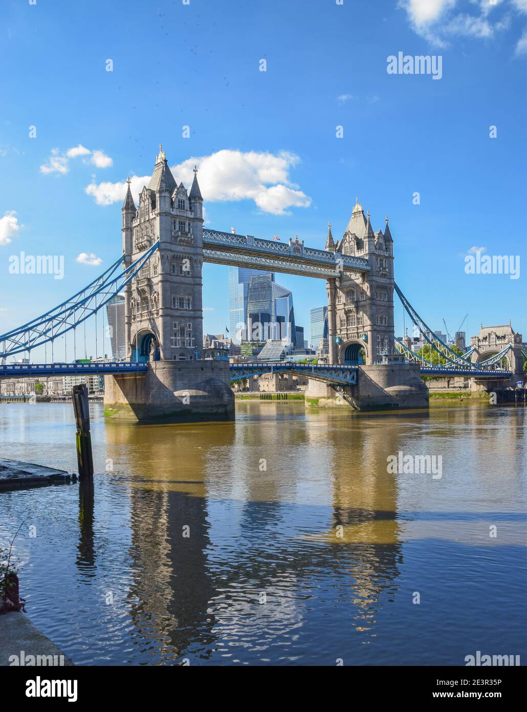 Tower Bridge and River Thames, London, daytime view with a blue sky ...