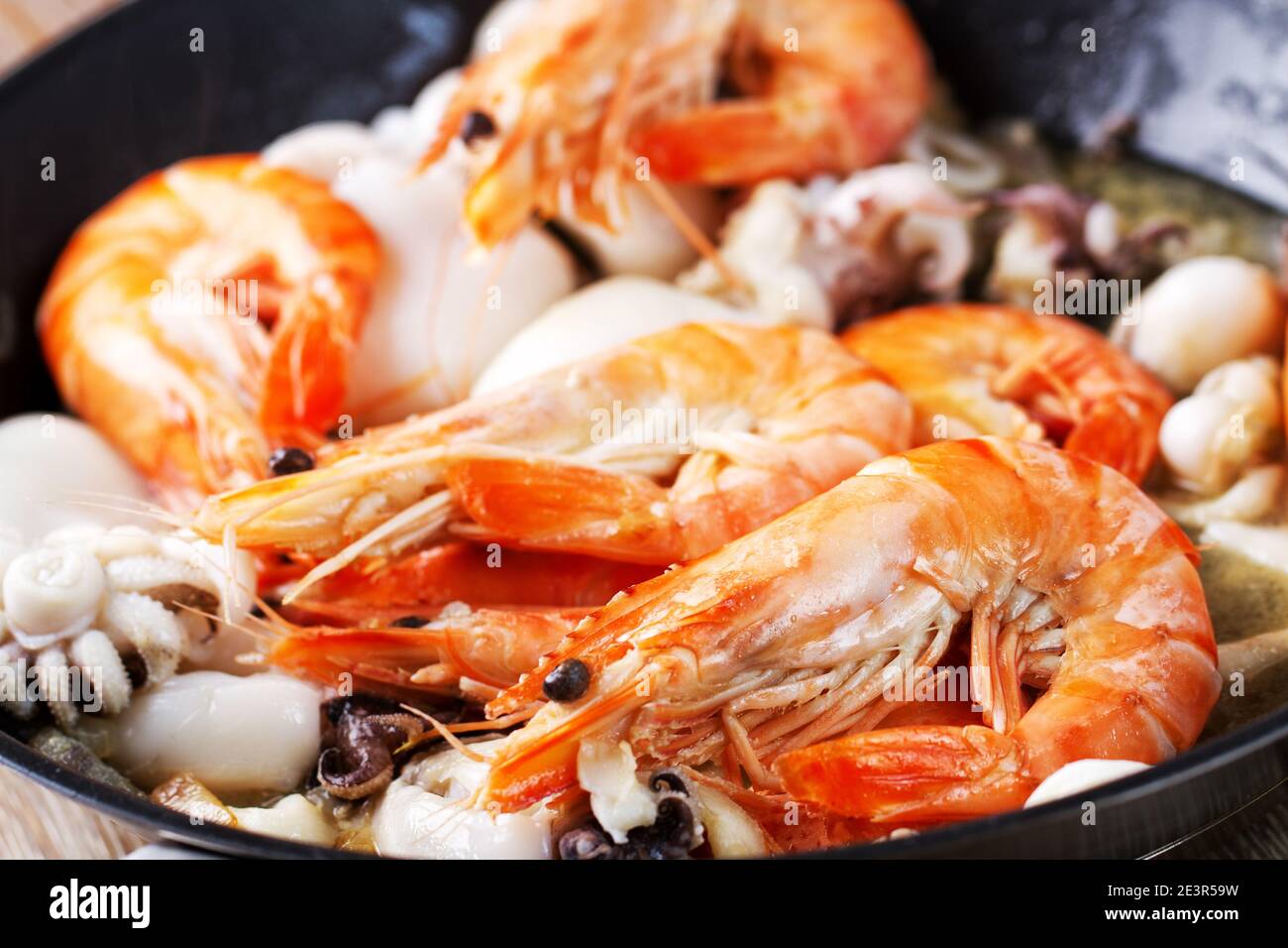 Quality seafood hi-res stock photography and images - Alamy