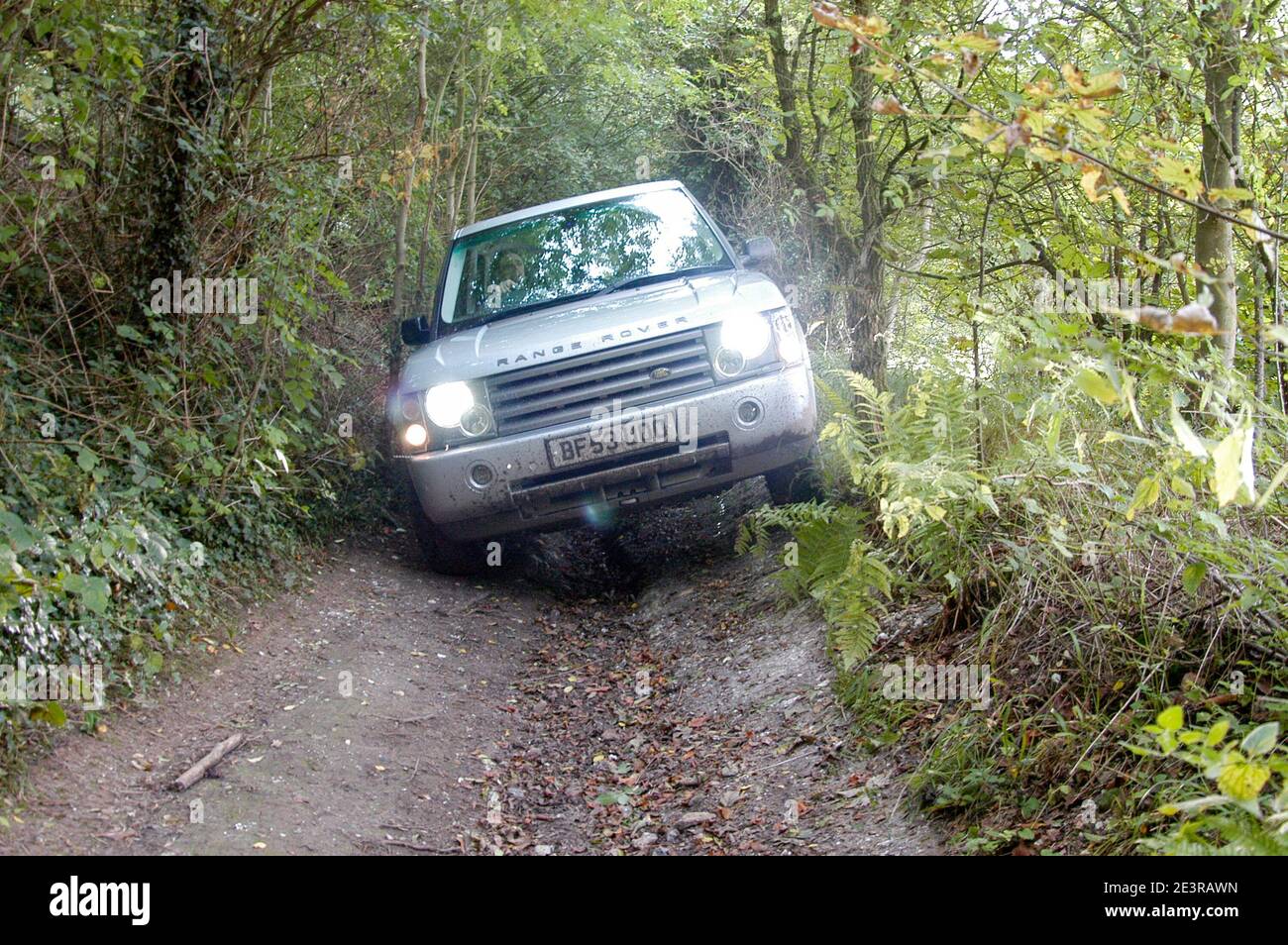 2003 Range Rover L322 British luxury off roader SUV car Stock Photo - Alamy