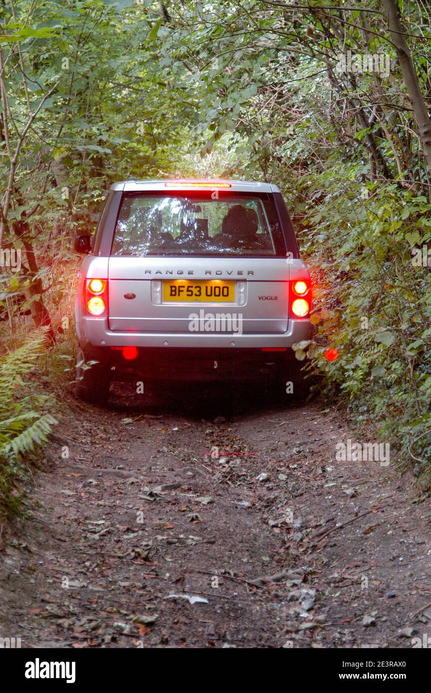 2003 Range Rover L322 British luxury off roader SUV car Stock Photo - Alamy
