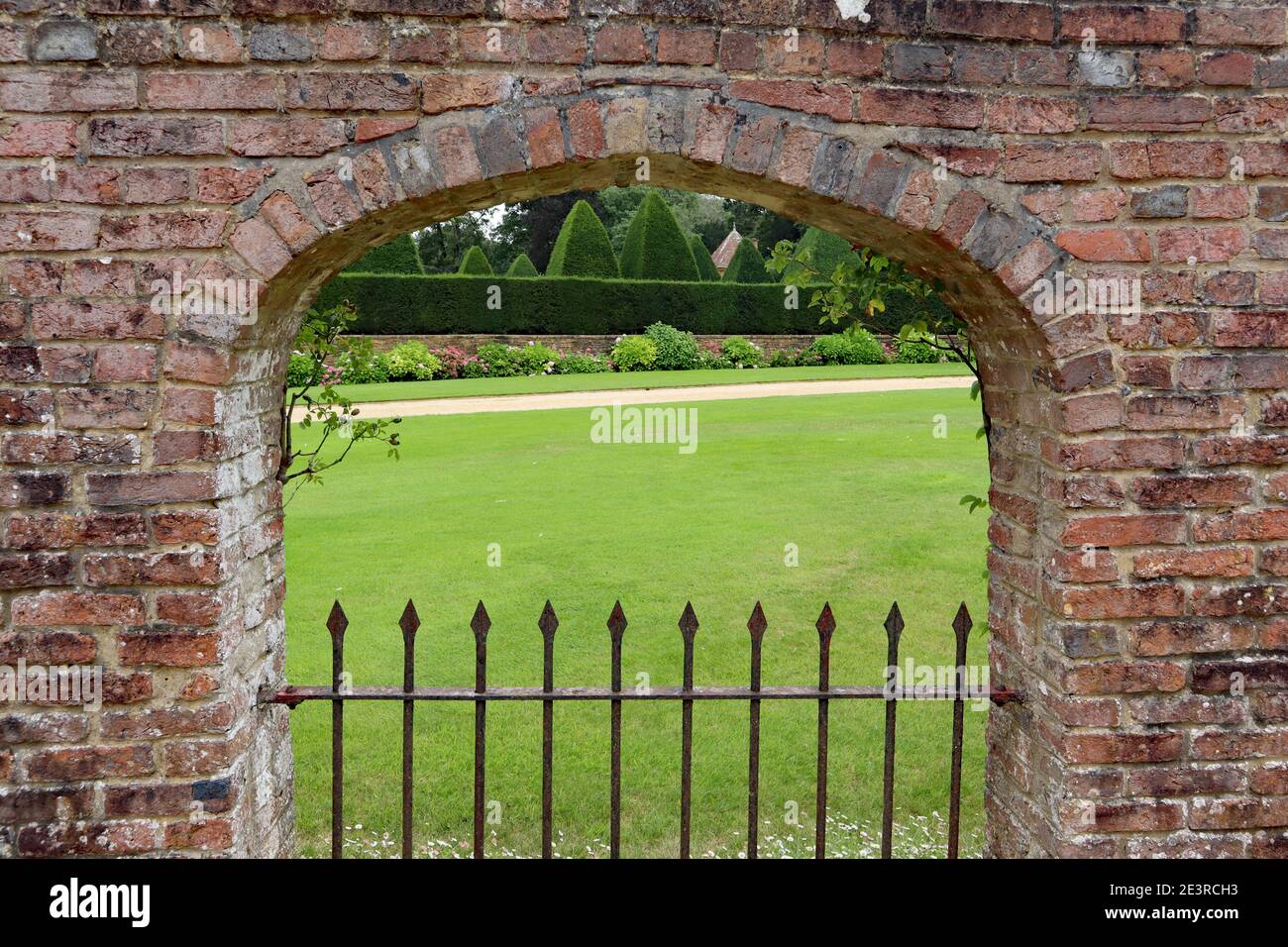 Archway of the grand hotel hi-res stock photography and images - Alamy