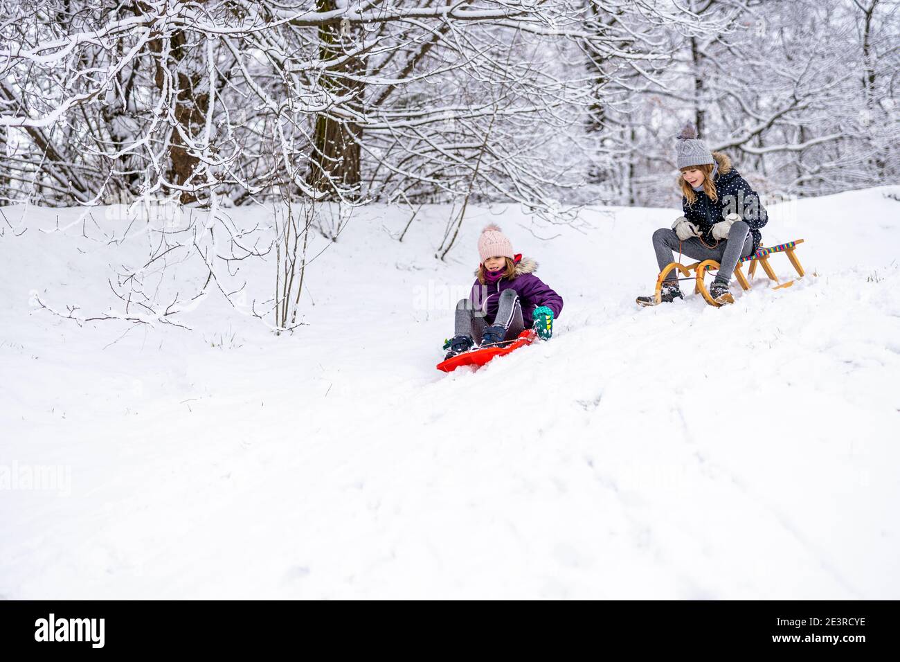 Children sliding hi-res stock photography and images - Alamy