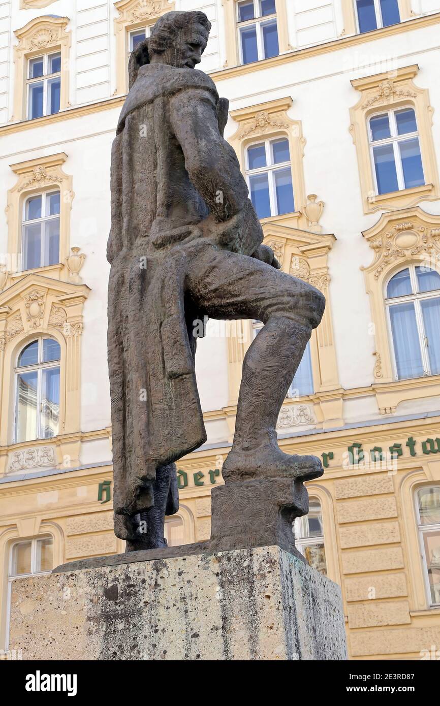 VIENNA, AUSTRIA - April 25, 2019: monument to Gotthold Lessing, the ...