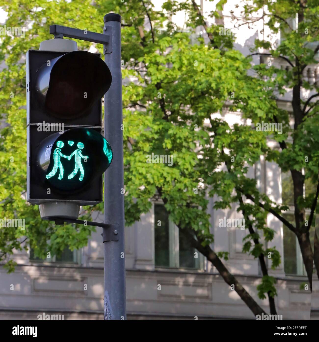 green pedestrian crossing in Vienna, Austria Stock Photo - Alamy