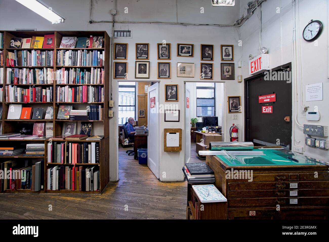 USA / New York City / Bookstores / The Strand bookstore in New York ...